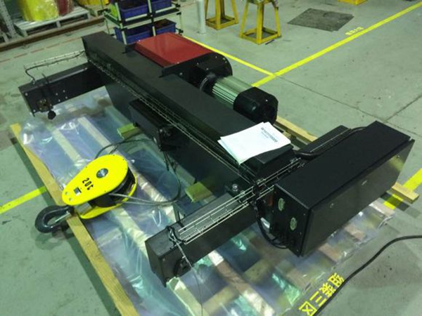 How To Properly Use An Outdoor Electric Hoist